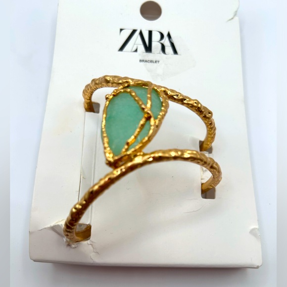 Zara | Jewelry | Zara New Woman Ss24 Golden Stone Arm Cuff Ref473624 ...